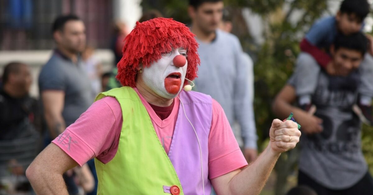 Payaso Poroto: el arte de hacer reír